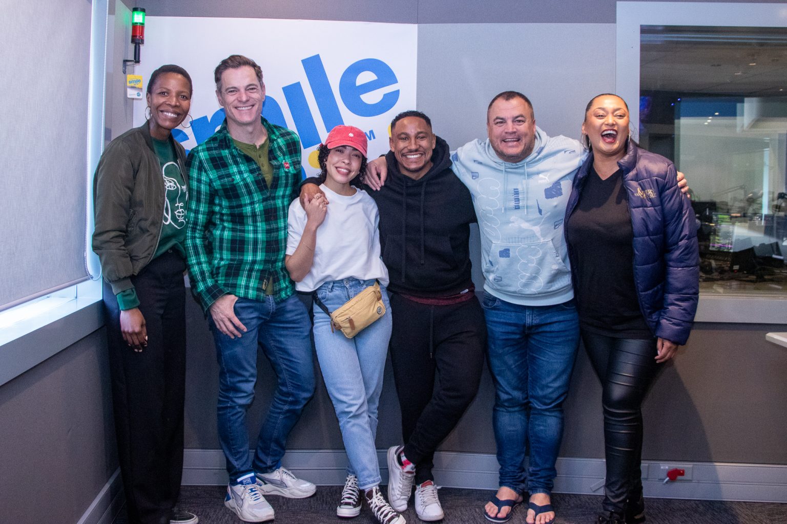 The star studded cast of Kelders van Geheime - Smile 90.4FM