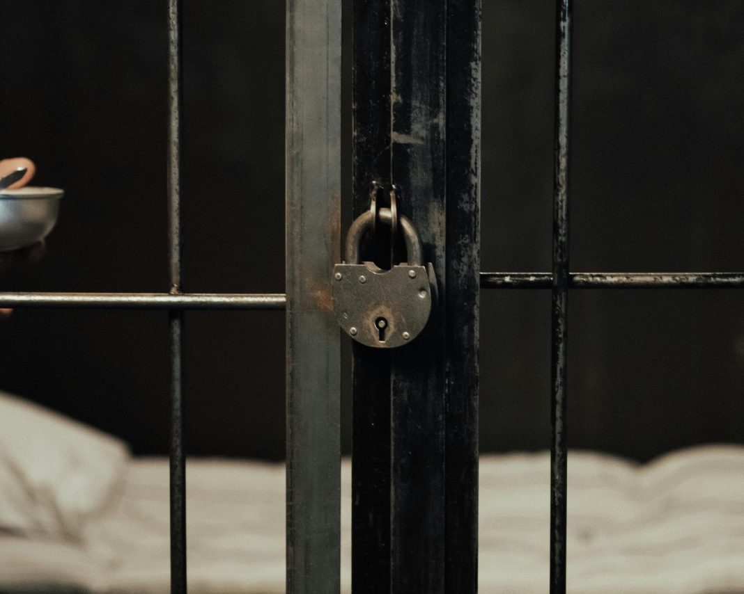 Life sentence for Worcester teacher who raped a Grade 8 learner - Smile ...