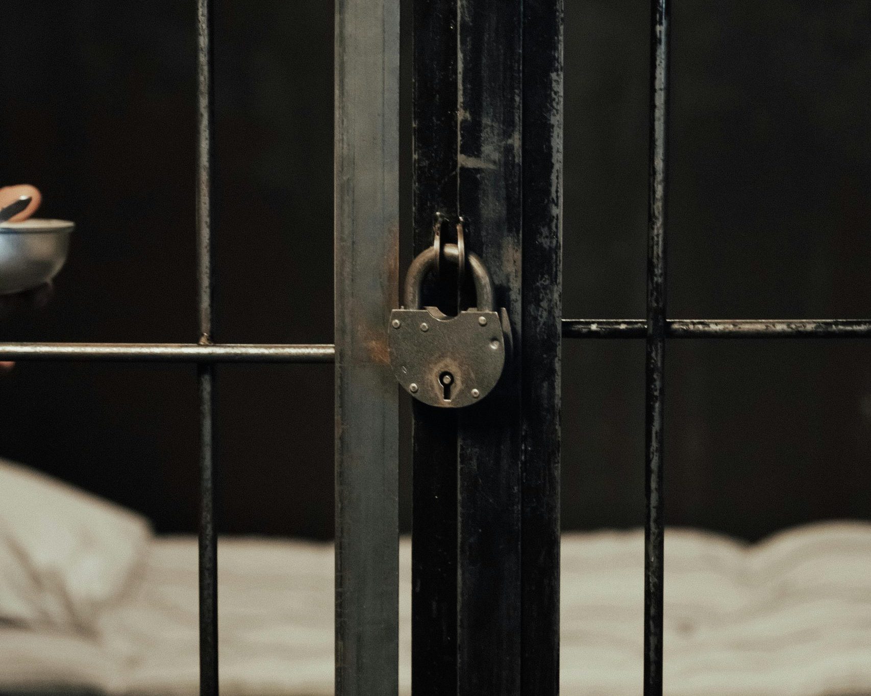 Life sentence for Worcester teacher who raped a Grade 8 learner - Smile ...