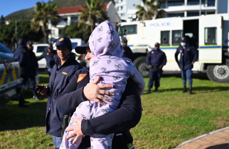 Father arrested after three-year-old abandoned in Sea Point, DSD ...